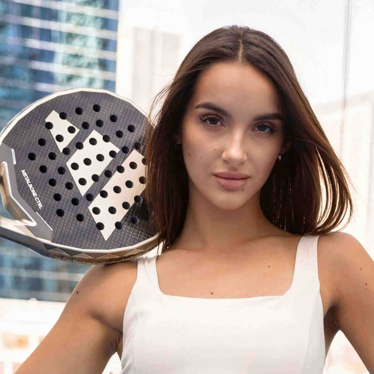 How to Choose the Right Padel Racket for Your Playing Style – SVL Padel